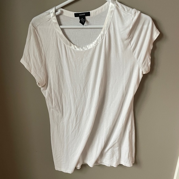 Tops | Basic White T Shirt | Poshmark